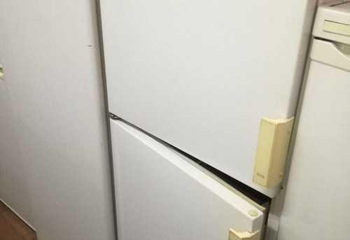 Двухкамерный Холодильник Бирюса