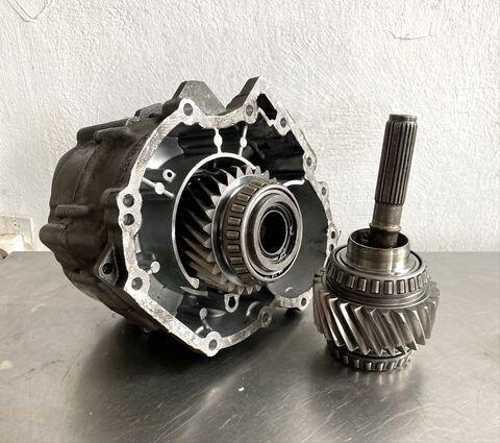 Раздаточная коробка W221 W212 W204 W218 Mercedes
