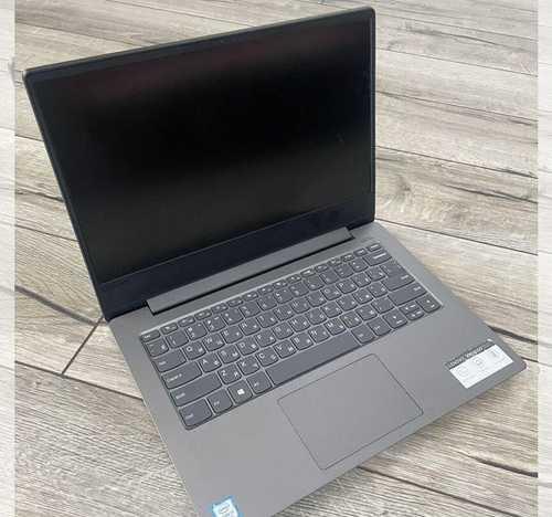 Ноутбук Lenovo ideapad 330s