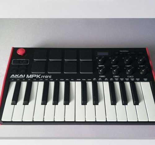 Синтезатор akai mpk mini