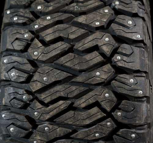 Maxxis Razr AT 35/12.5 R17