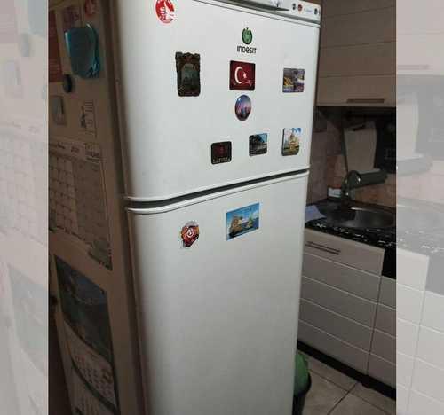 Холодильник indesit ra32g015