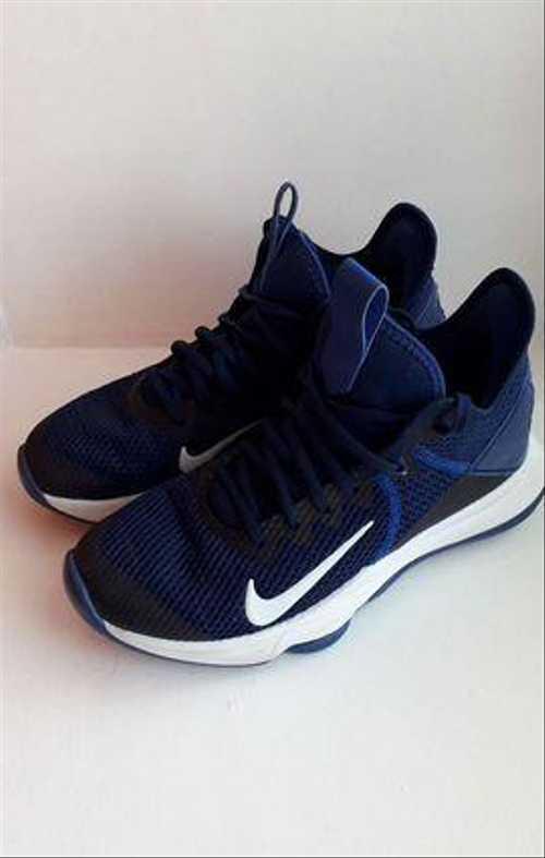 Баскетбольные кроссовки Nike lebron Witness 4