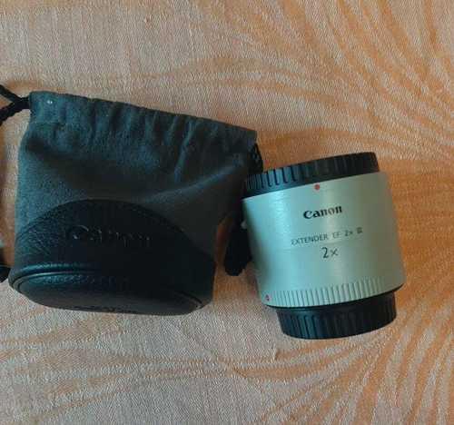 Телеконвертор Canon Extender EF 2x III