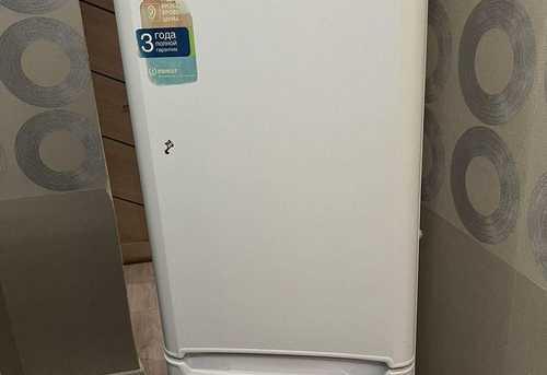 Холодильник indesit b18.025