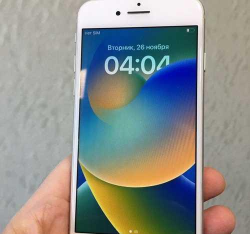 iPhone 8, 64 ГБ