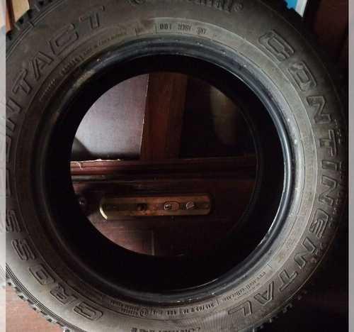 Continental ContiCrossContact AT 215/65 R16 98T