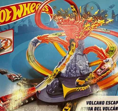 Hot wheels volcano escape игрушка