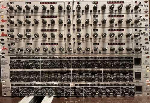 Behringer MDX4600 DBX166XS UR44 UR242