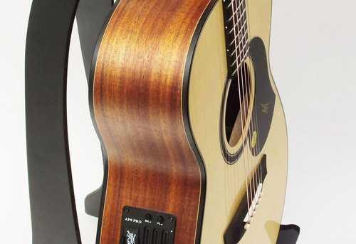 Электроакустическая гитара Maton Vera May 808 (ком