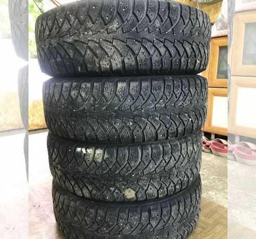 Nokian Tyres Nordman 4 185/65 R15 88T