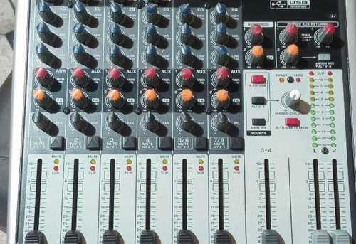 Микшерный пульт Behringer xenyx 1204