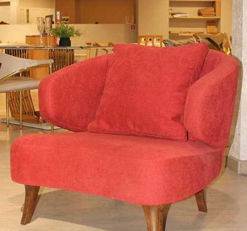 Дизайнерское красное кресло Aston в наличии