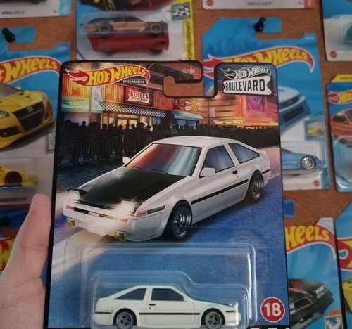 Hot wheels toyota ae 86 sprinter trueno