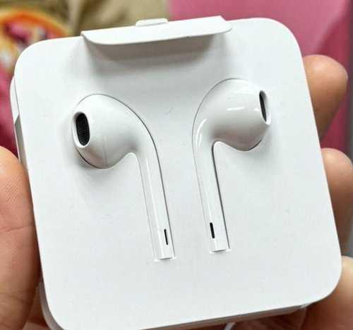 Apple earpods lightning новые