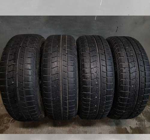 Roadmarch Snowrover 868 195/55 R16 91H