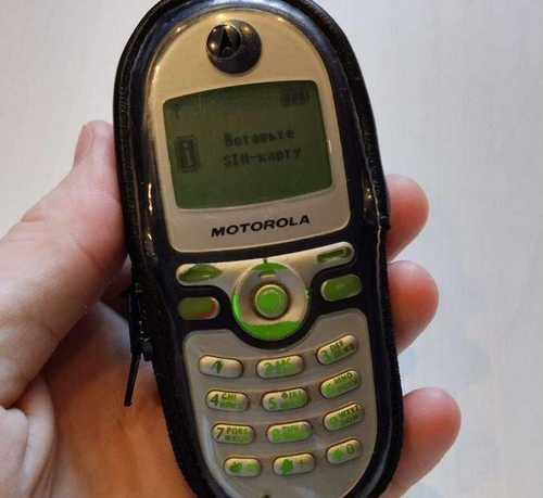 Motorola c200 в чехле, оригинал старых лет