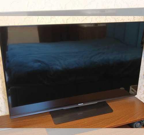 Телевизор Philips 47" PFL 6057T/60 (на запчасти, н