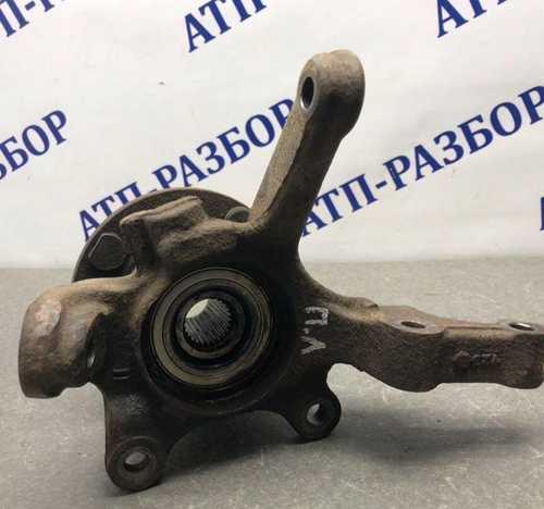 Поворотный кулак передний левый Nissan Almera N16