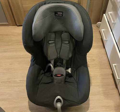 Автомобильное кресло britax romer