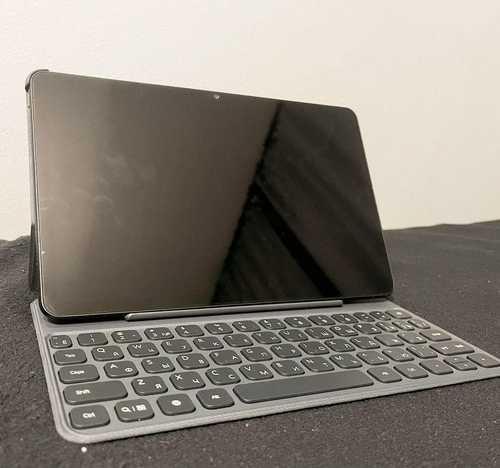 Huawei MatePad 10.4 с клавиатурой Magic Keyboard