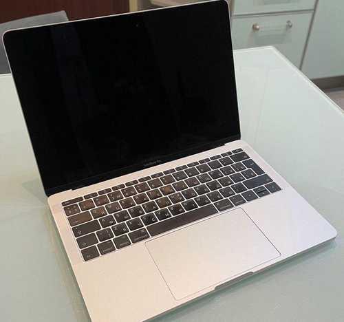 Apple macbook pro 13