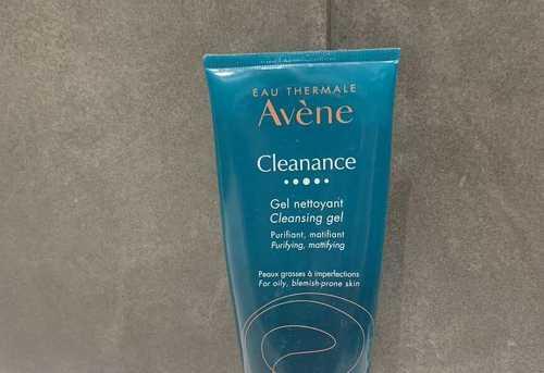 Avene очищающий гель для лица