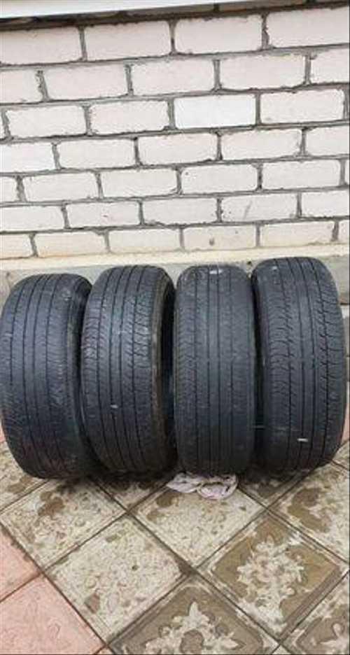 Yokohama 104ZR 215/60 R16 95V