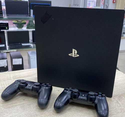 Sony playstation 4 Pro 1TB (10.00)