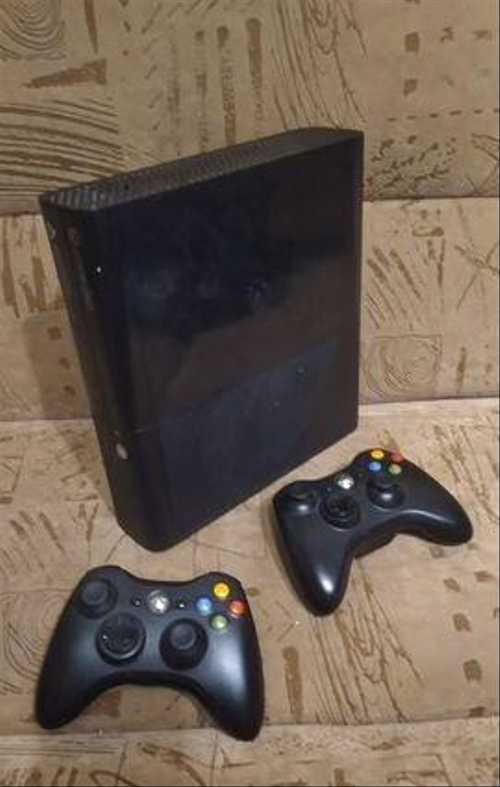 Xbox 360 500 Гб более 100 игр, 2 джойст., freeboot