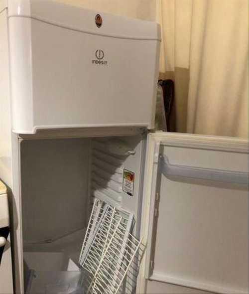 Холодильник Indesit T14R.024