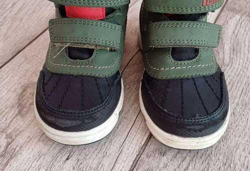 Детские ботинки на осень 22 размер tombi