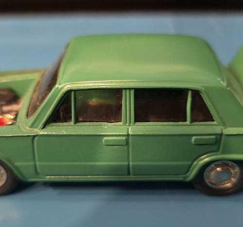 Продам модель СССР 1:43