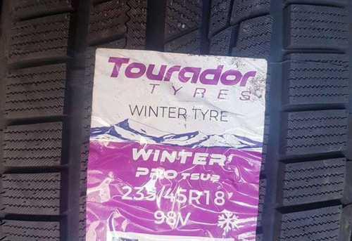 Tourador Winter Pro TSU2 235/45 R18