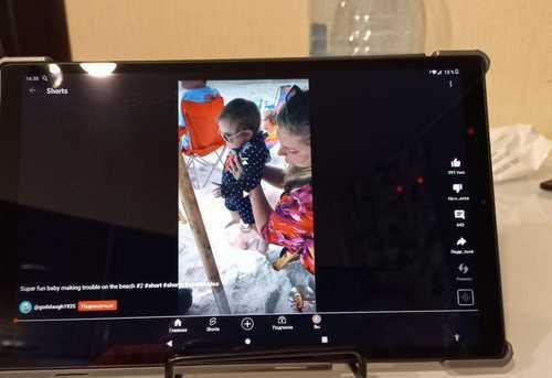 Планшет Lenovo TabM 10HD +зарядка+чехол+держатель