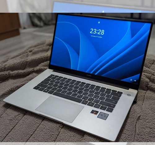 Ноутбук Huawei Matebook D15 16/512 Ryzen 5 5500u