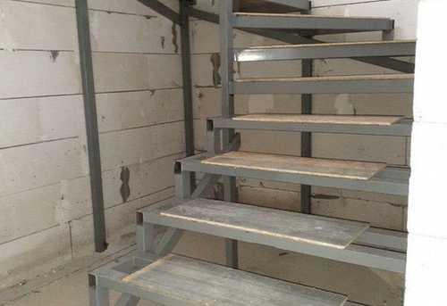 Лестницы из металла антресольный этаж