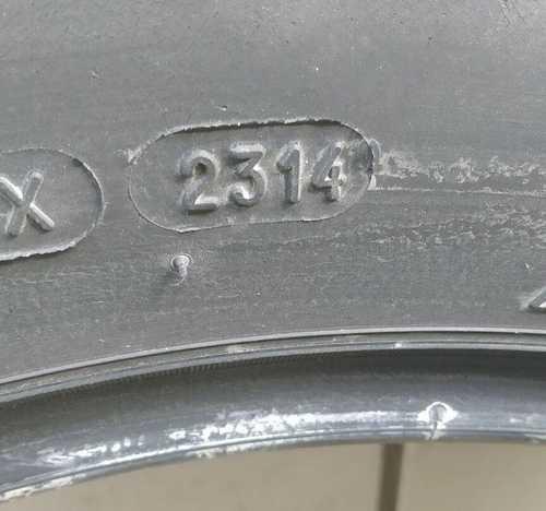 Michelin 4X4 A/T 225/60 R18