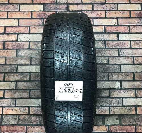 Bridgestone Blizzak Revo2 215/60 R17 96Q