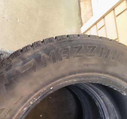 Mazzini Ice Leopard SUV 235/65 R17