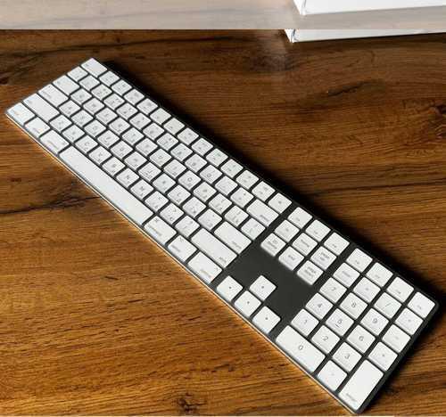 Apple Magic Keyboard MQ052LL/A