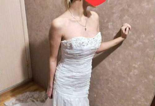 Свадебное платье 42 44 46 бу