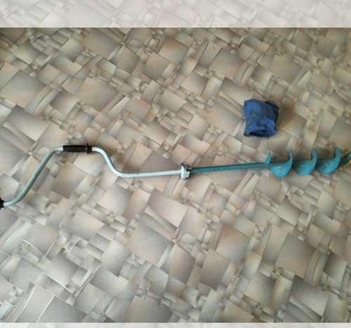 Продам зимний инвентарь 2200