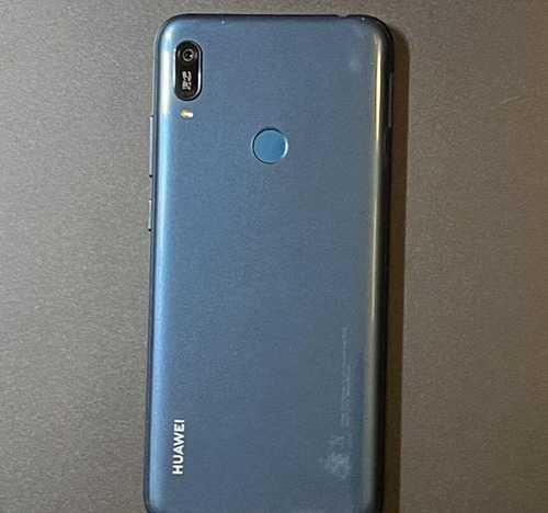 HUAWEI Y6 (2019), 2/32 ГБ