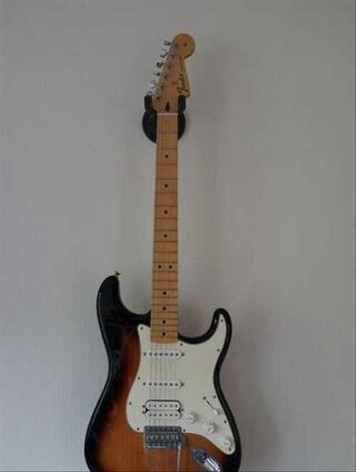 Fender Standard Stratocaster HSS MN BSB 2016