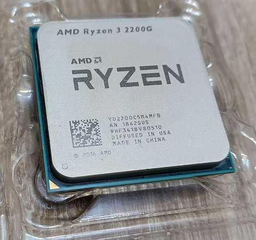 Процессор AMD Ryzen 3 2200g