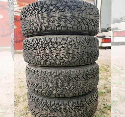 Nokian Tyres Hakkapeliitta R2 185/65 R15 92R