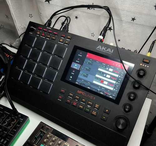 Akai mpc live 2