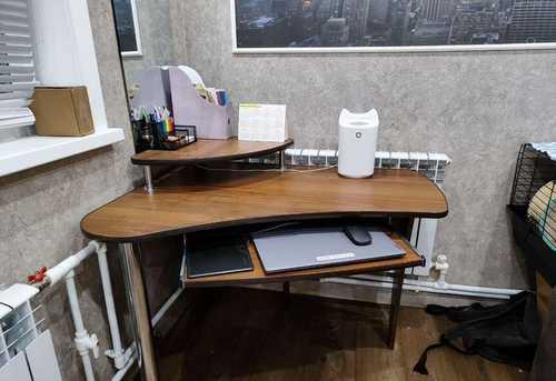 Компьютерный/письменный/офисный стол