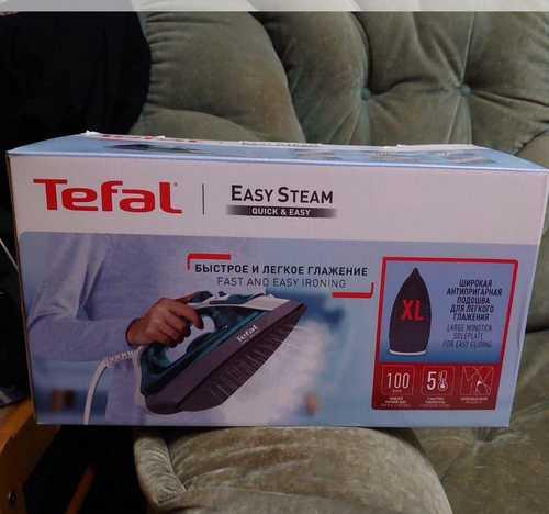 Утюг Tefal Steamgliss Quick & Easy FV1920E0 зелены